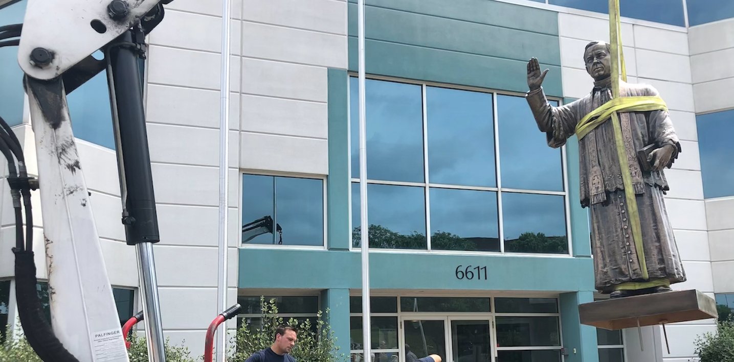 How a 100-Year-Old Statue Traveled 300+ Miles and Arrived Good as New ...